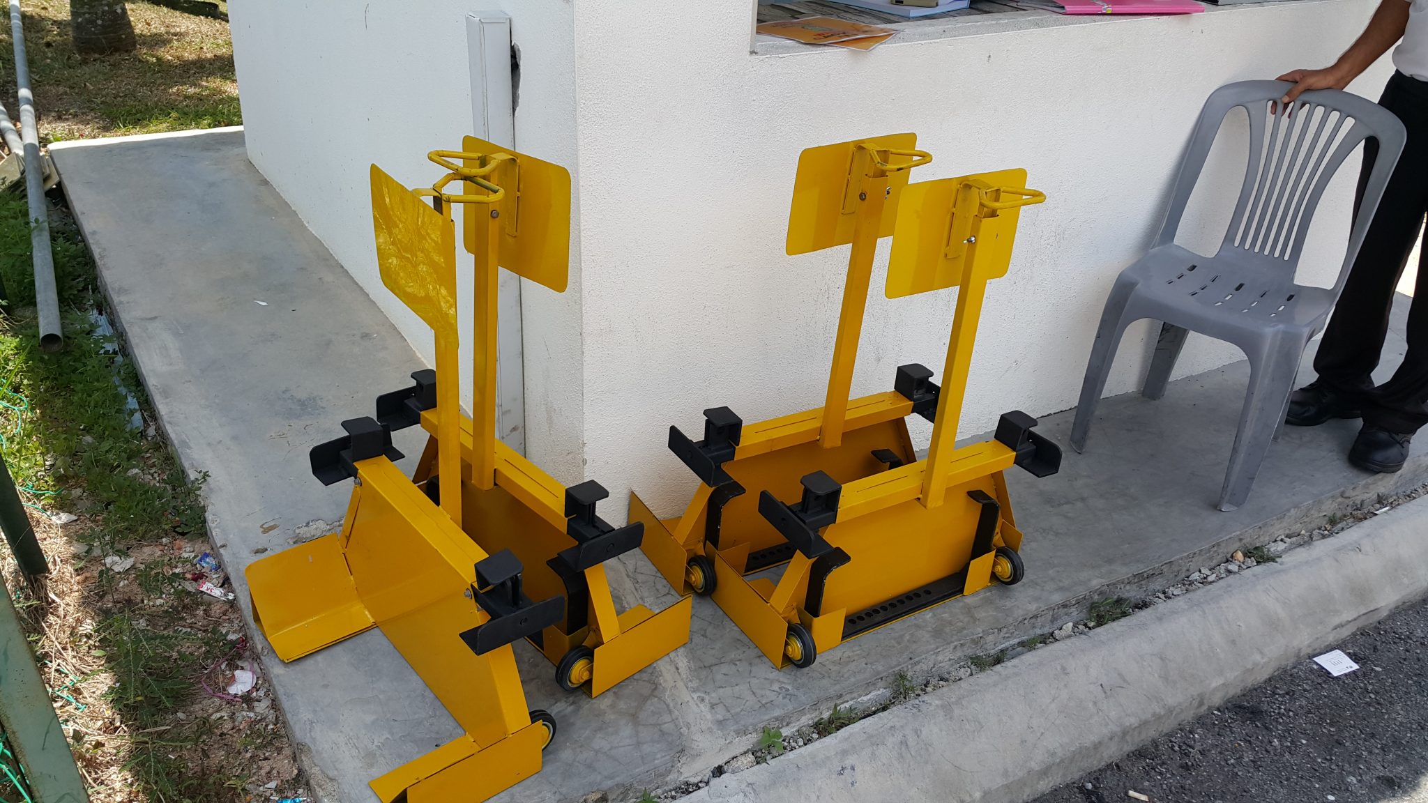 STANDARD WHEEL CLAMPING - Aisash Resources (M) Sdn Bhd